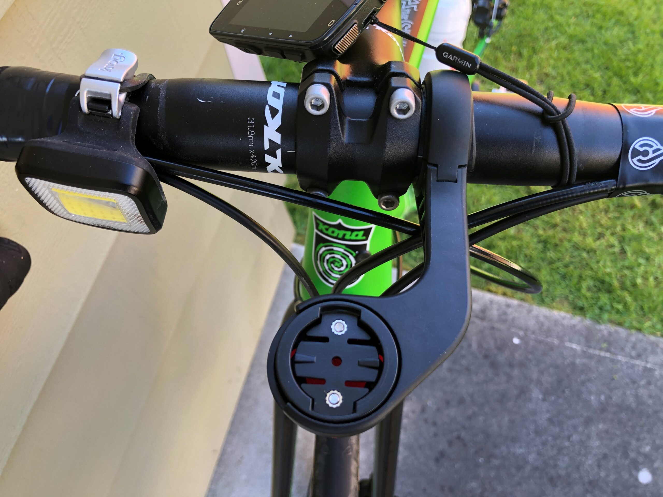 3D Printed GoPro Mount for Garmin Bike Mount - Kevin Wong